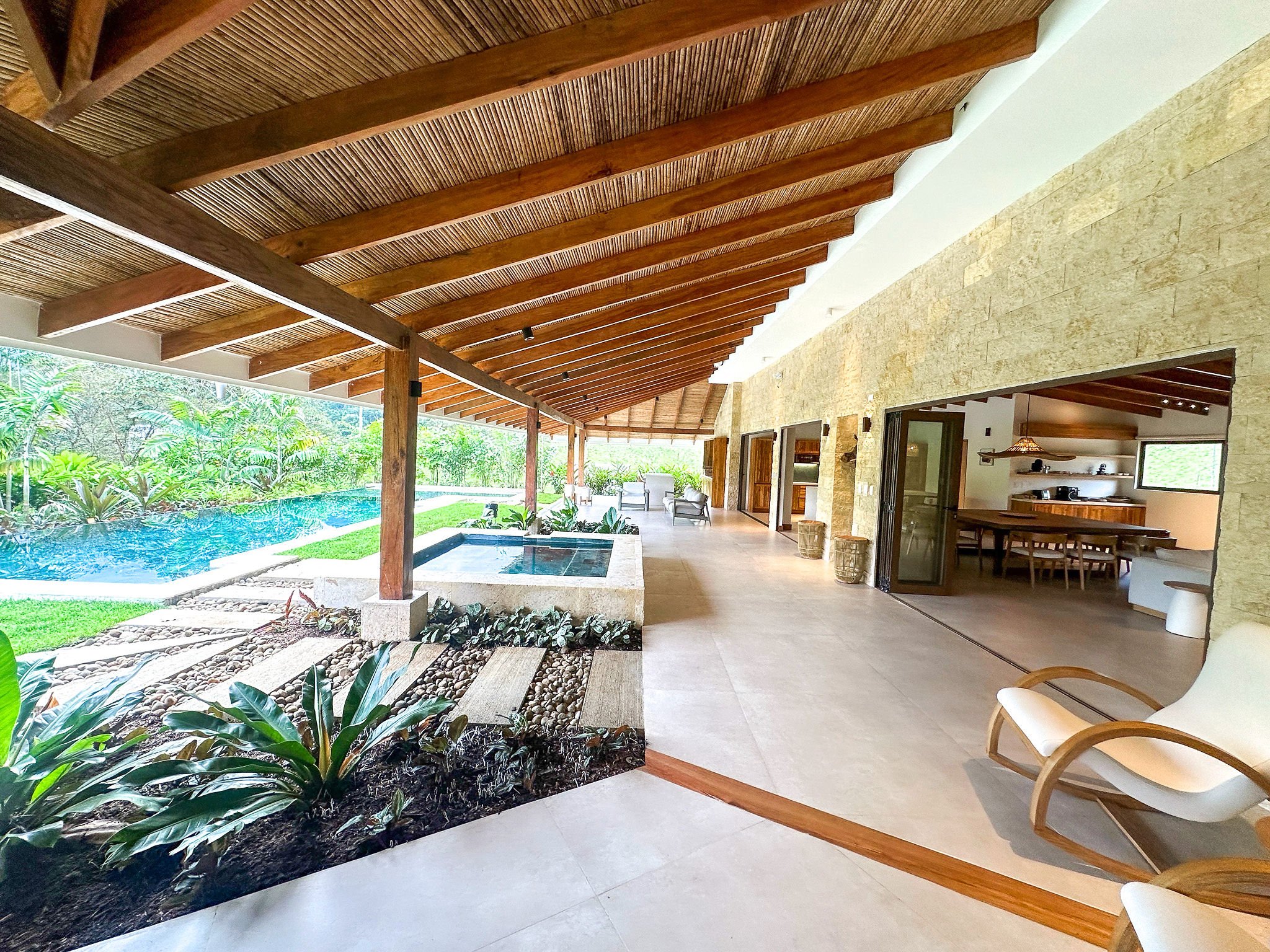Hacienda Cercone: Private Rainforest Retreat in Costa Rica